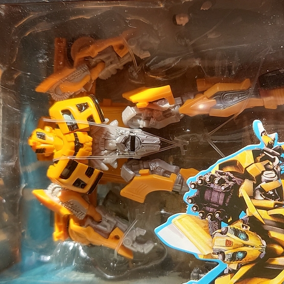 Hasbro | Toys | Collectors Transformers Bumblebee Studio Series 74 ...